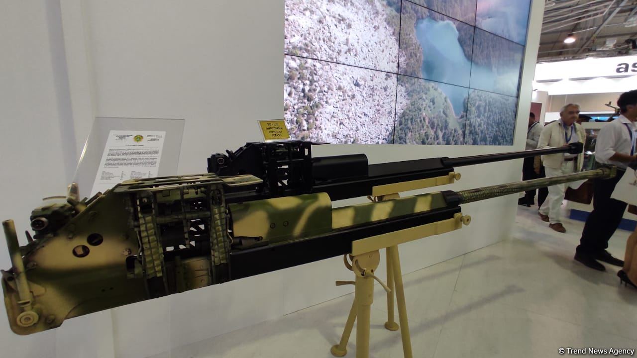 Azerbaijan presents its machine-guns at ADEX-2022 (PHOTO) - Trend.Az