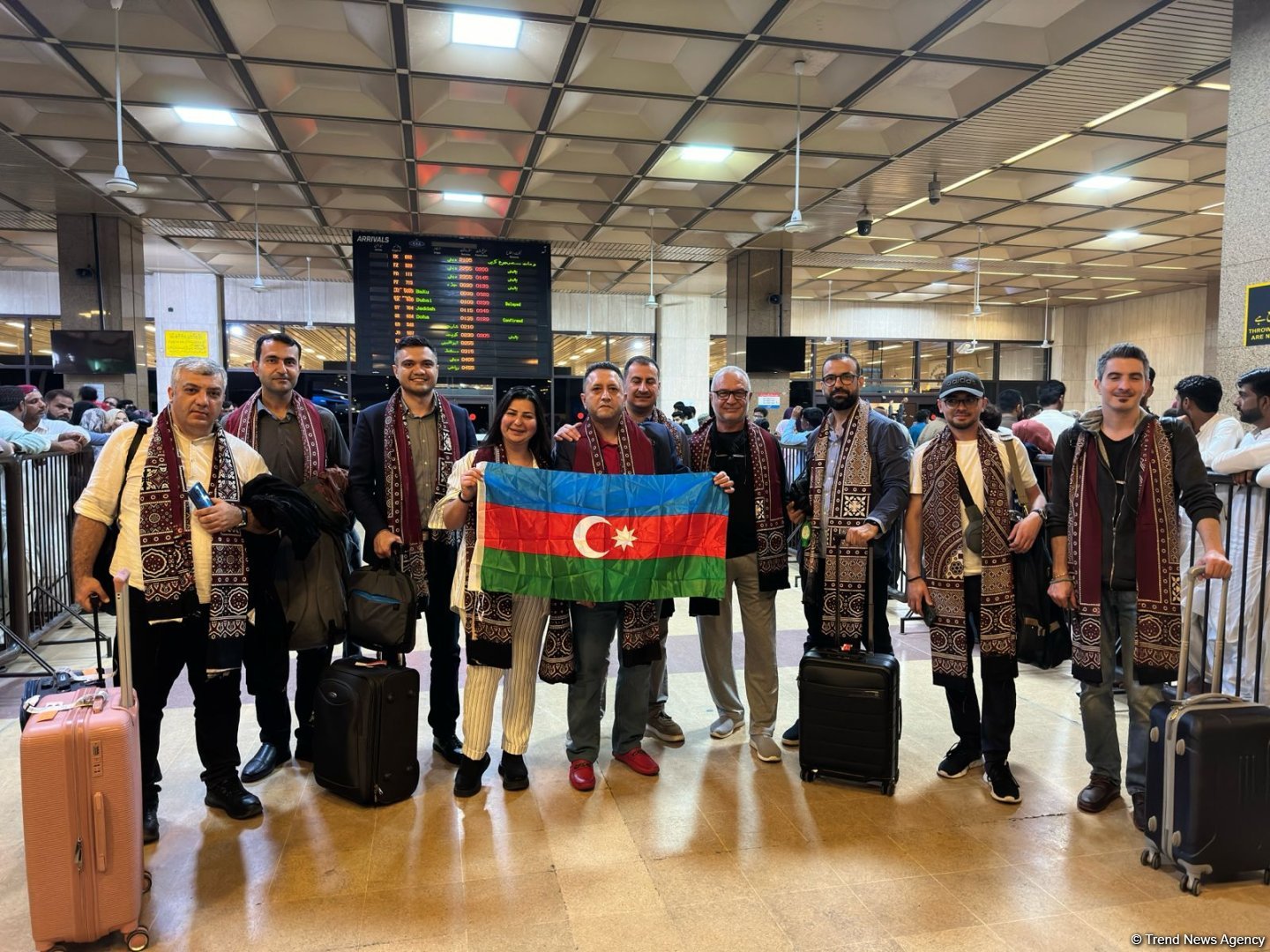 AZAL makes its first flight on Baku-Karachi route (PHOTO) - Trend.Az